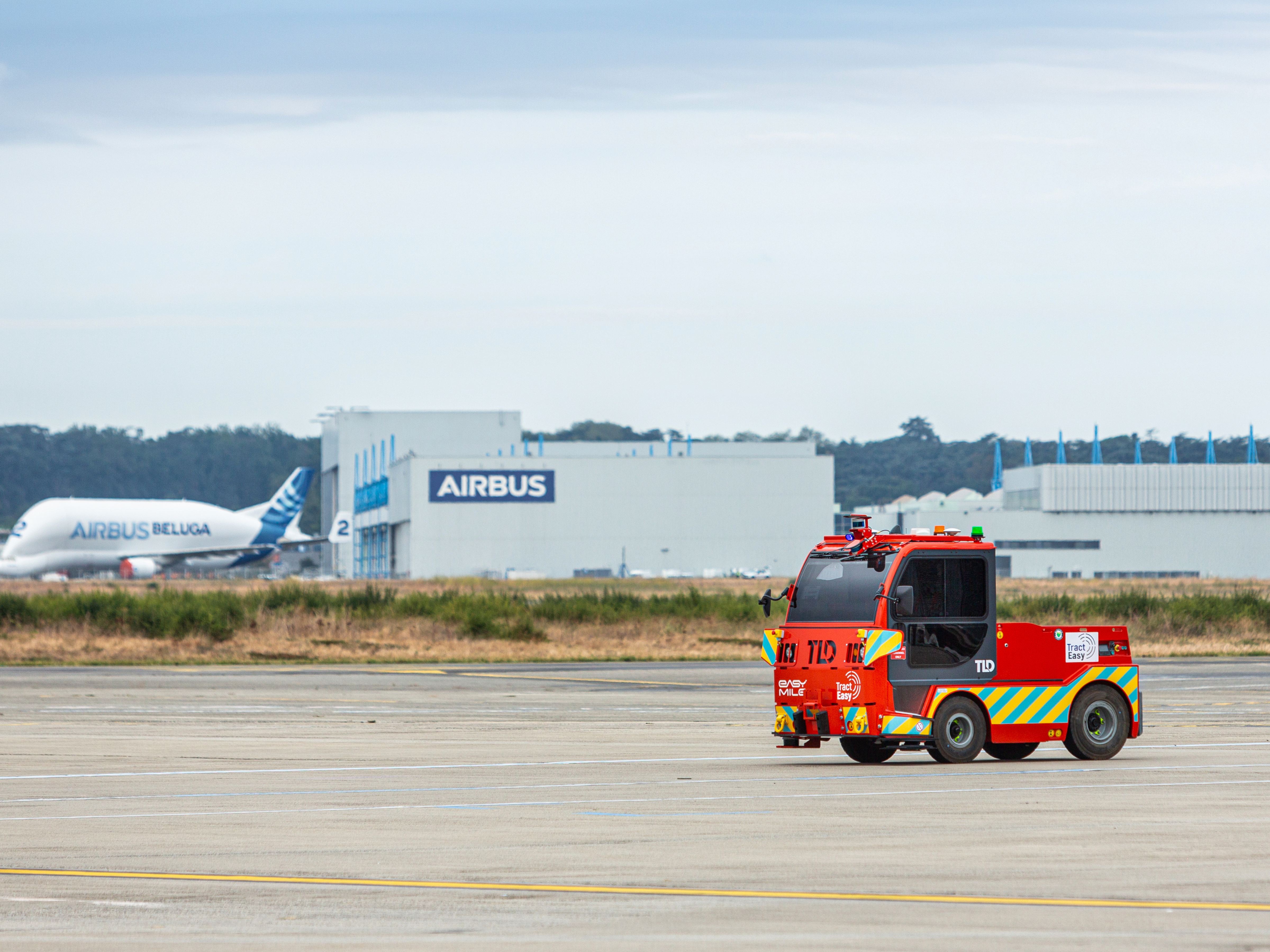 TractEasy deploys EZTow autonomous tow tractor with Airbus